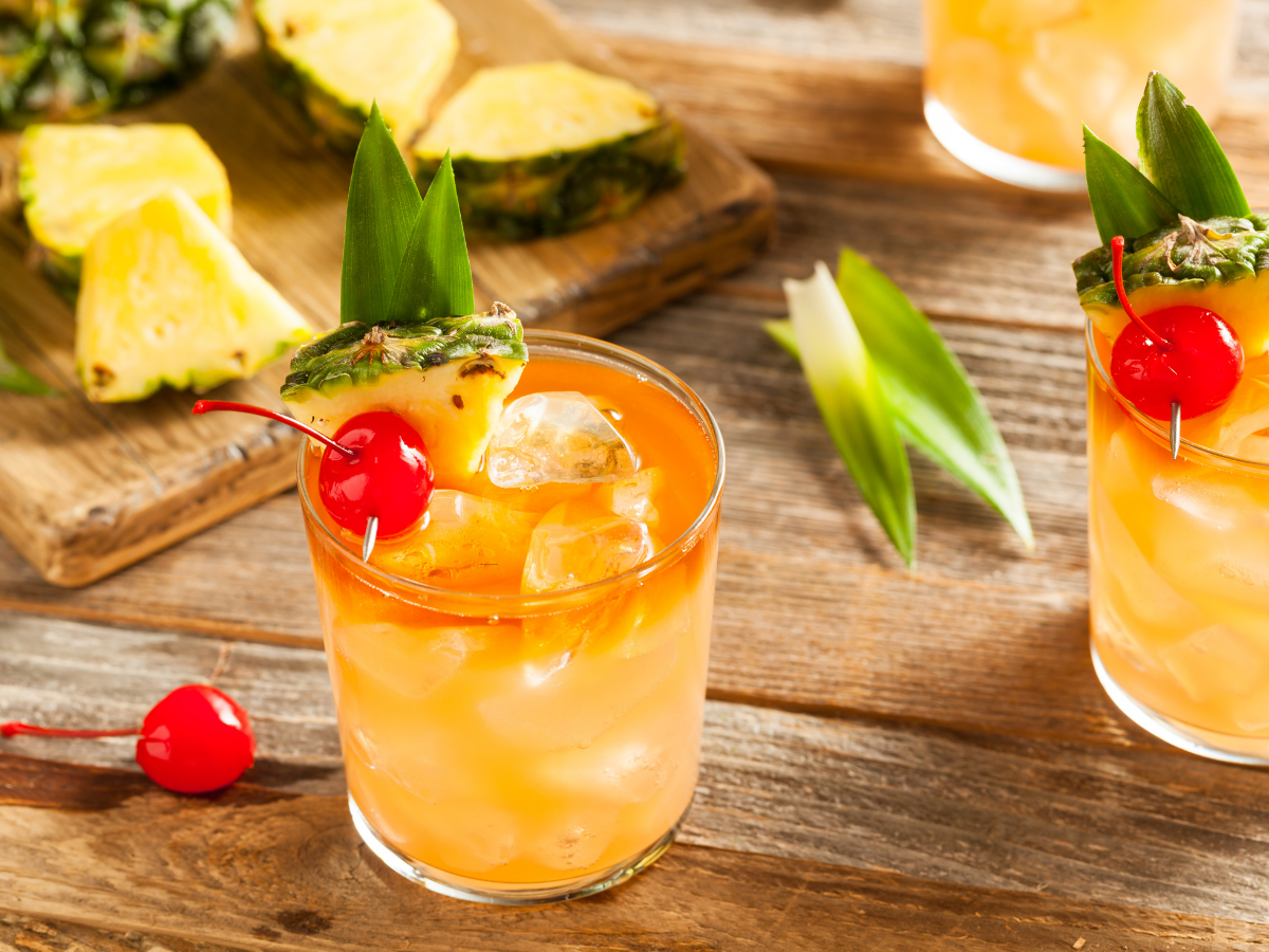 Summer Virgin Tiki Drinks: Tropical Mommy Mocktails – EasyJug